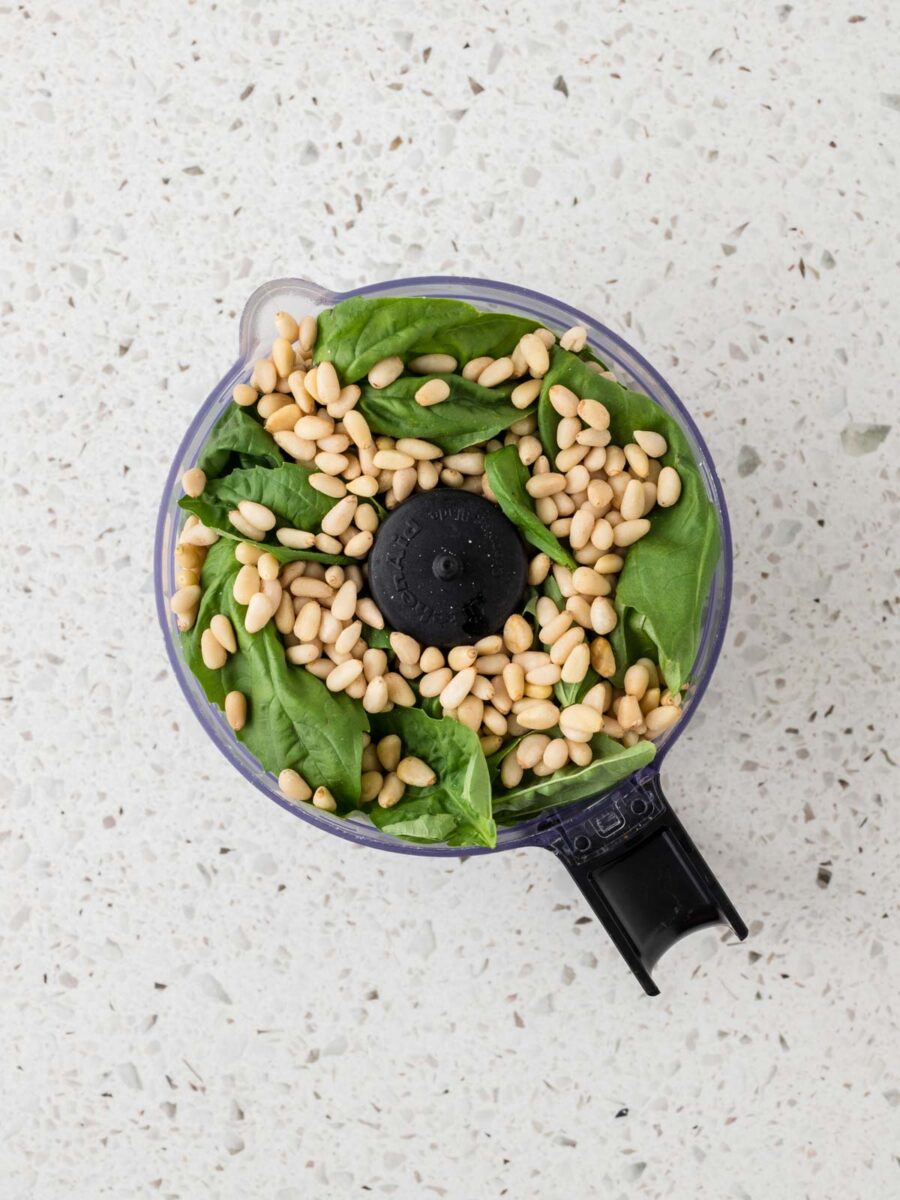 Easy Basil Pesto Pasta - Spaghetti and Confetti
