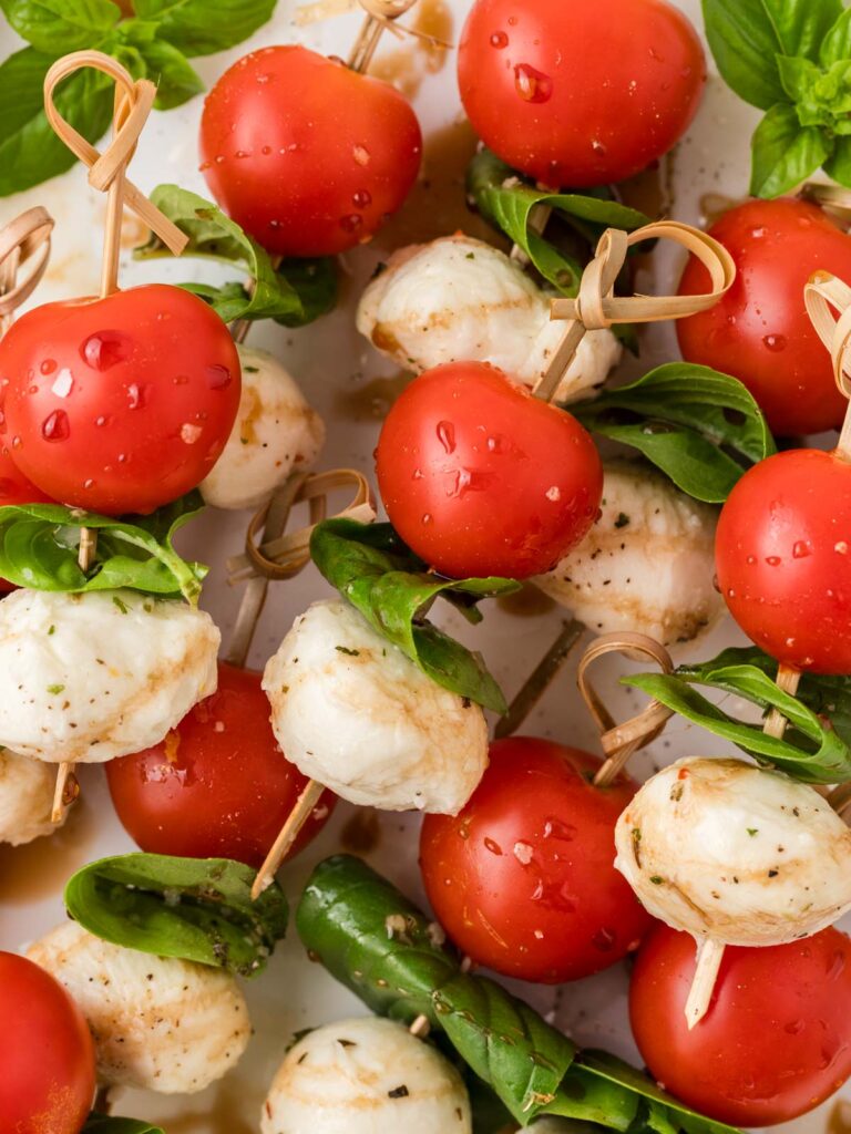 Easy Caprese Salad Skewers - Spaghetti and Confetti