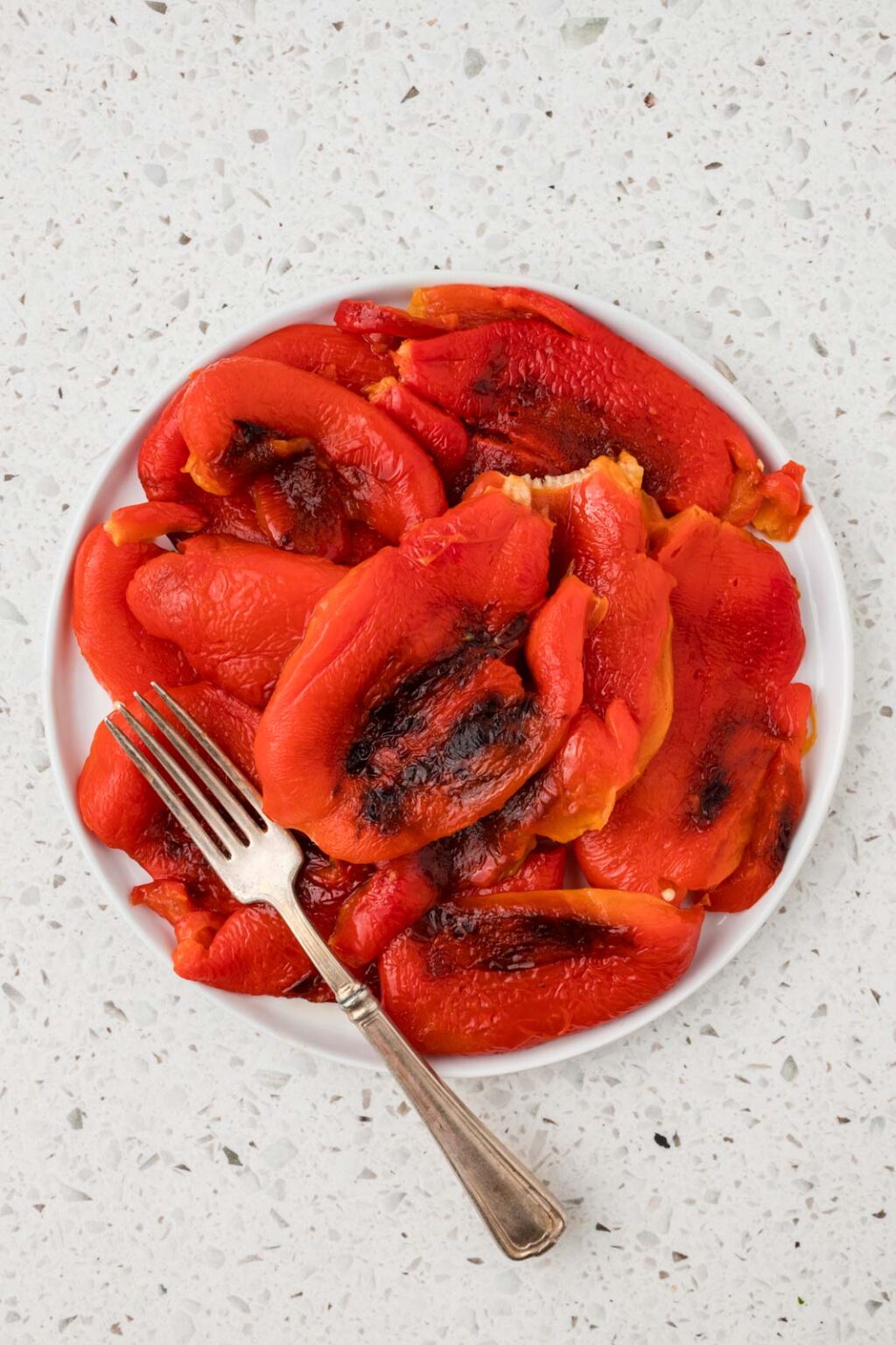 Easy Roasted Red Peppers Recipe - Spaghetti and Confetti